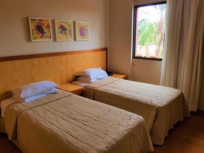 Quarto Individual Standard, varanda | Secretária, Wi-fi grátis 