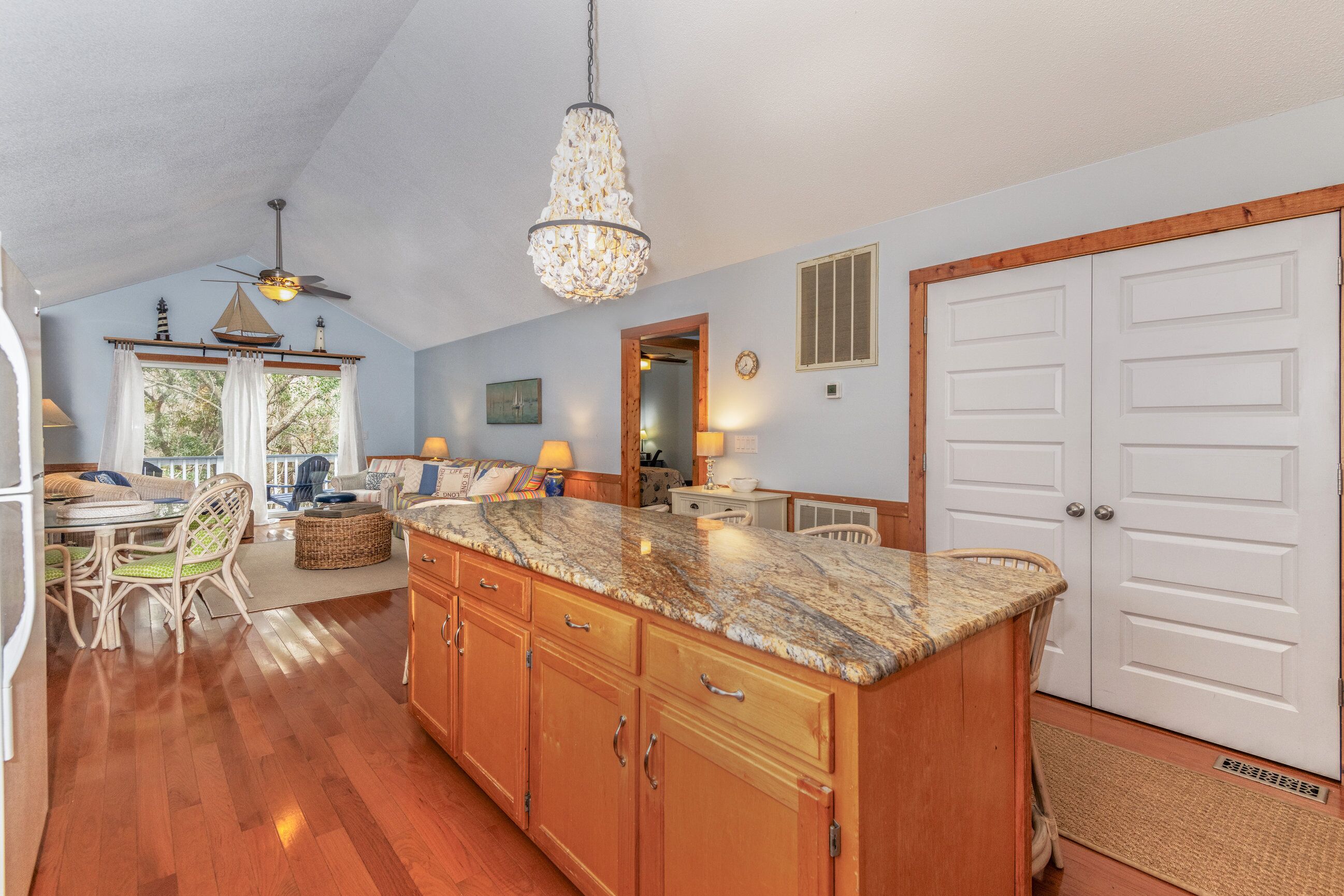 In Heart Of Kitty Hawk! 3br. Near Golf & Shops. - Kitty Hawk, NC