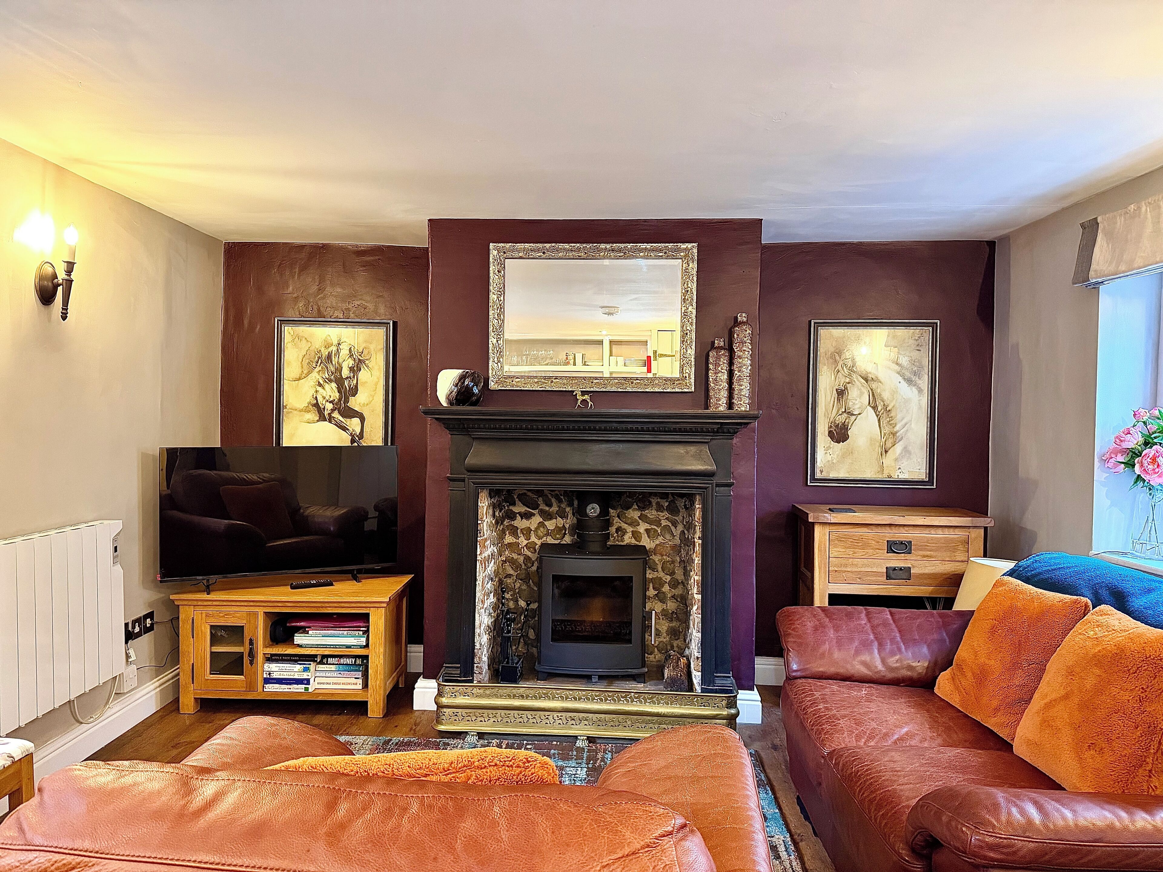 Pimpernel Cottage,bijou Coastal Retreat In Blakeney,courtyard,pub, Sleeps 3. - Blakeney