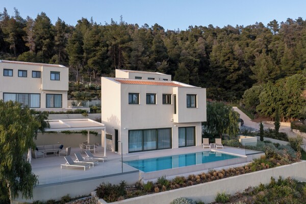 Olive Grove Villas With Private Pools - Grèce