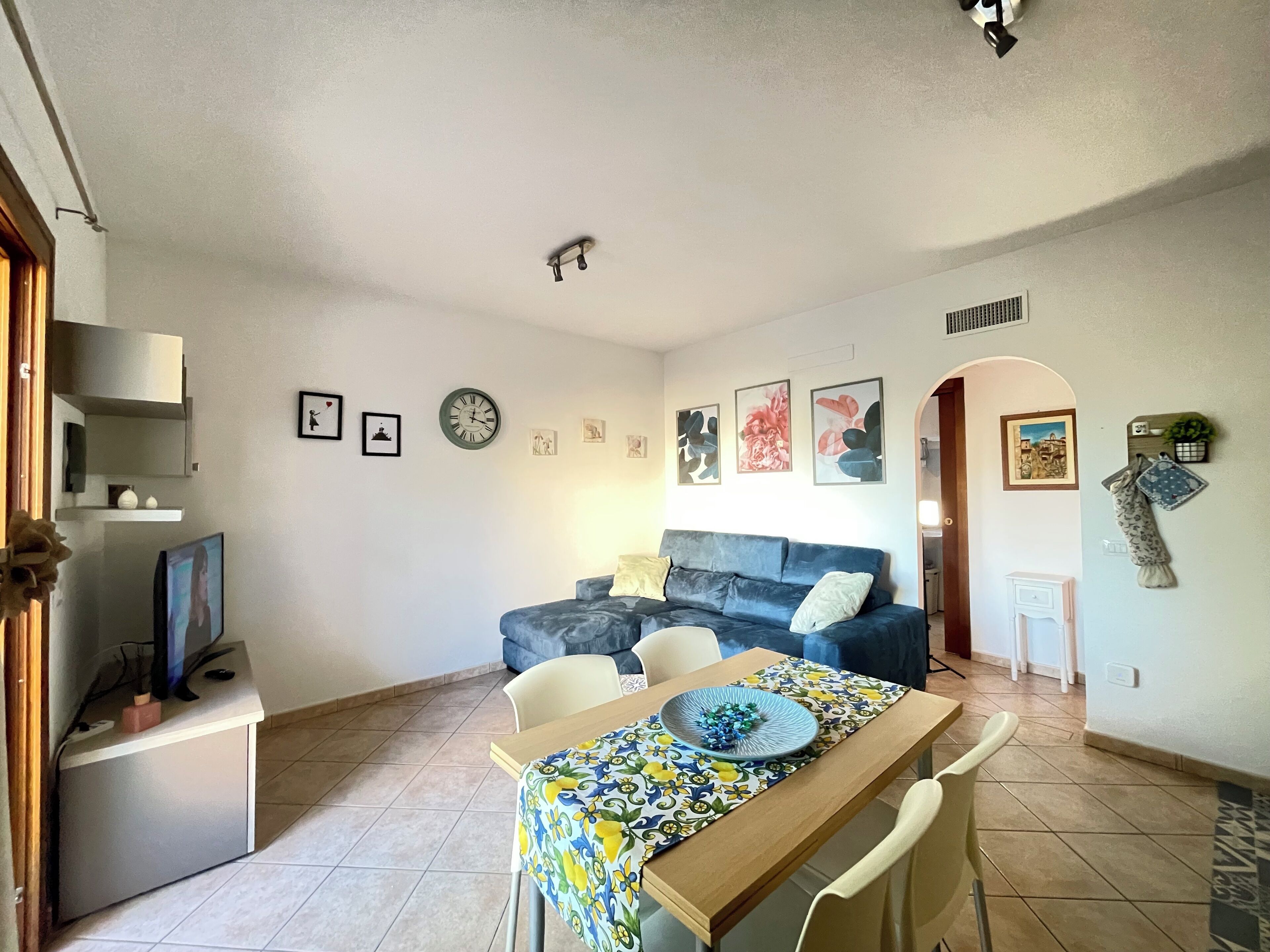 Nef House 83 - Sardinien