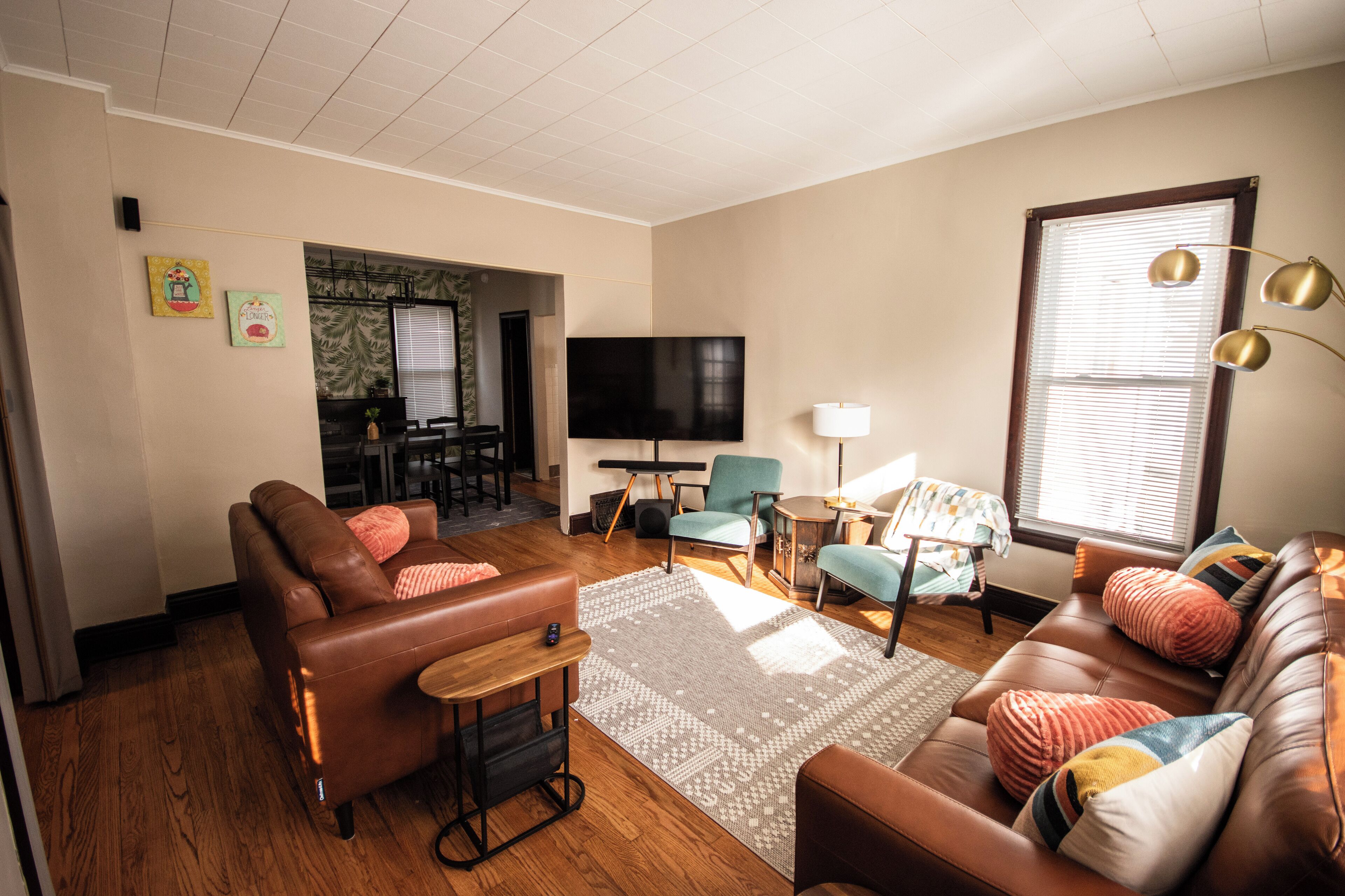 Spacious 5-bedroom House With Wi-fi And Washer/dryer In Convenient South Omaha - Council Bluffs, IA