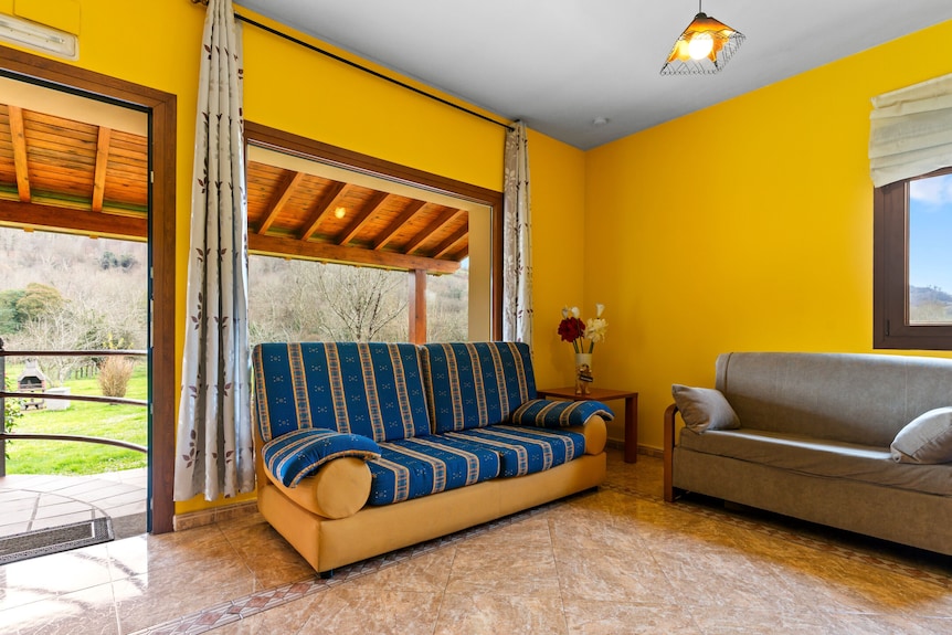 Chalet 'Les Cuartes 1' Avec Vue Sur La Montagne, Terrasse Privée Et Jardin Privé - Ribadesella