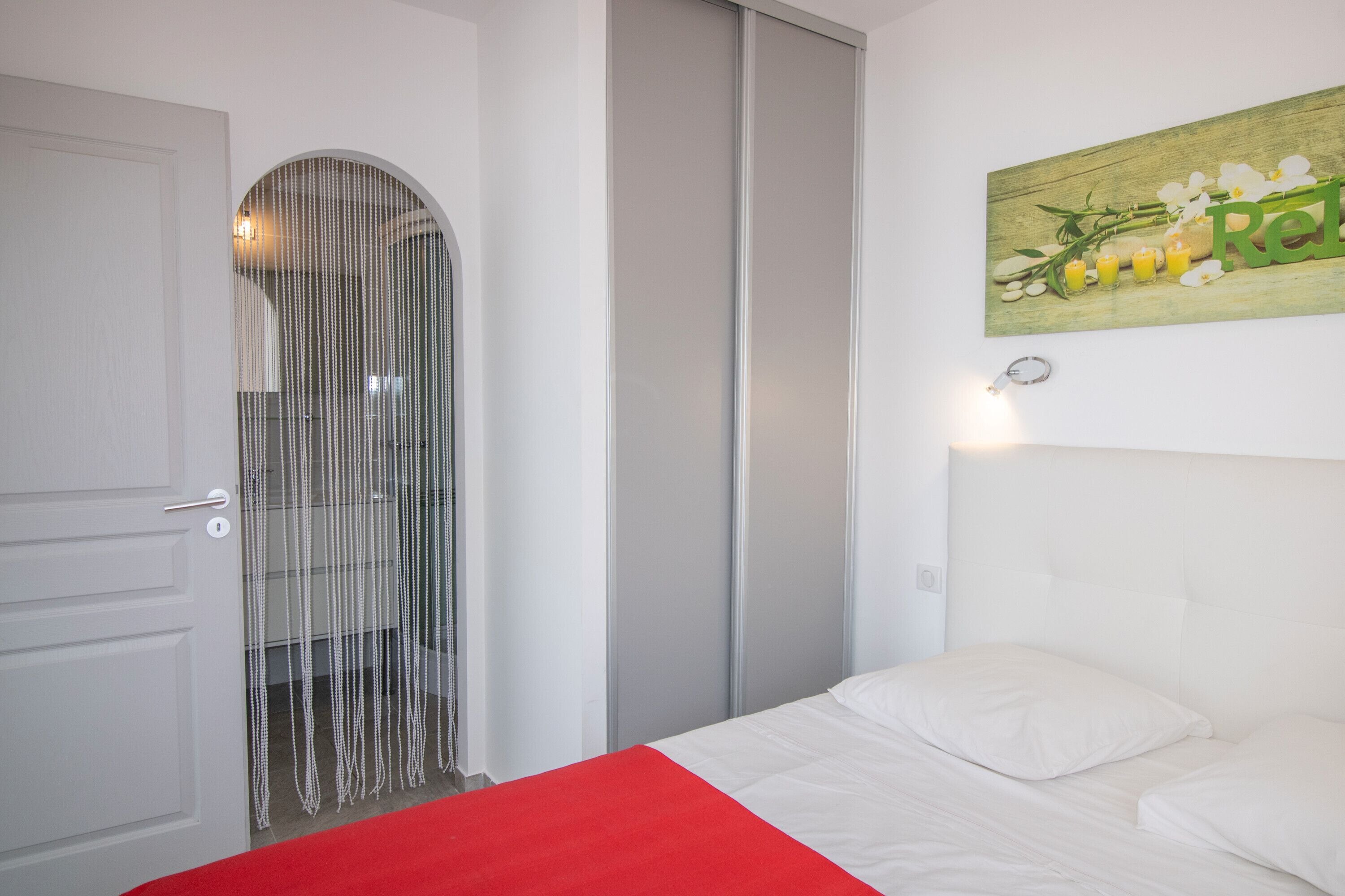 Appartement 'Splendide Grand Neuf' Avec Piscine Partagée, Terrasse Privée Et Wi-fi - Bastelicaccia