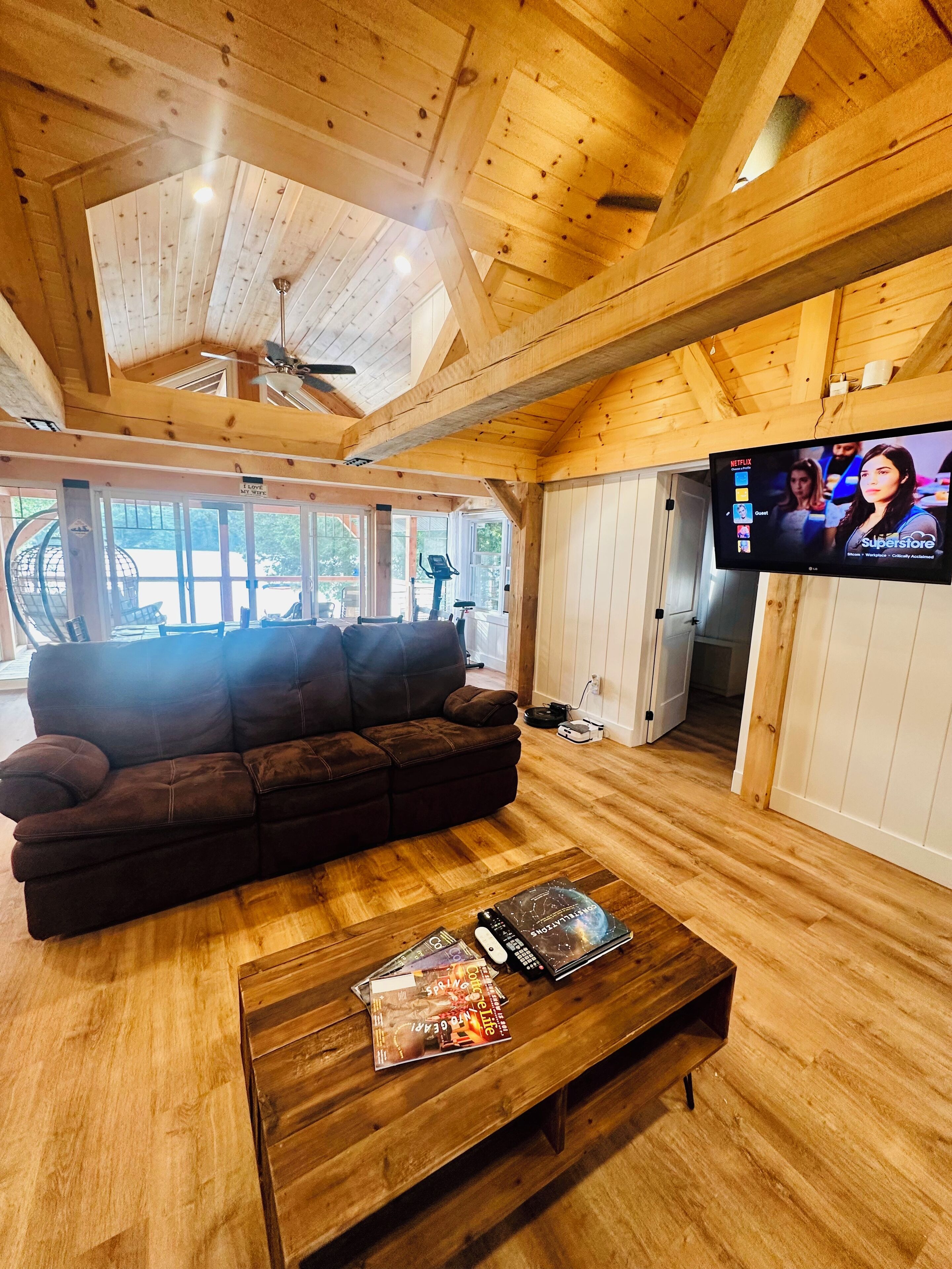 4 Bedroom, 2 Bath Lakefront New Renovated Cottage In Muskoka - Ontario 60