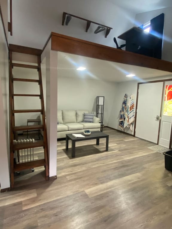 Riverfront - Cozy Loft Cottage - Ohio