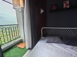 Apartamento Comfort, varanda, vista para o jardim | Terraço/pátio interior