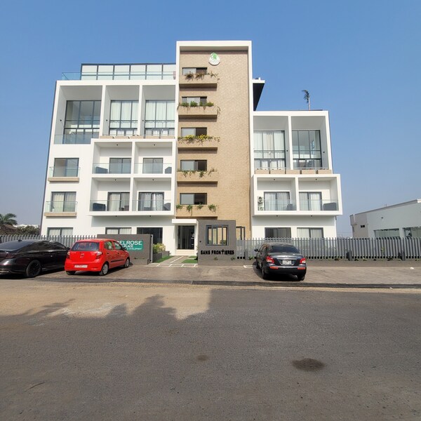 Rt Properties At Belrose Place - Accra