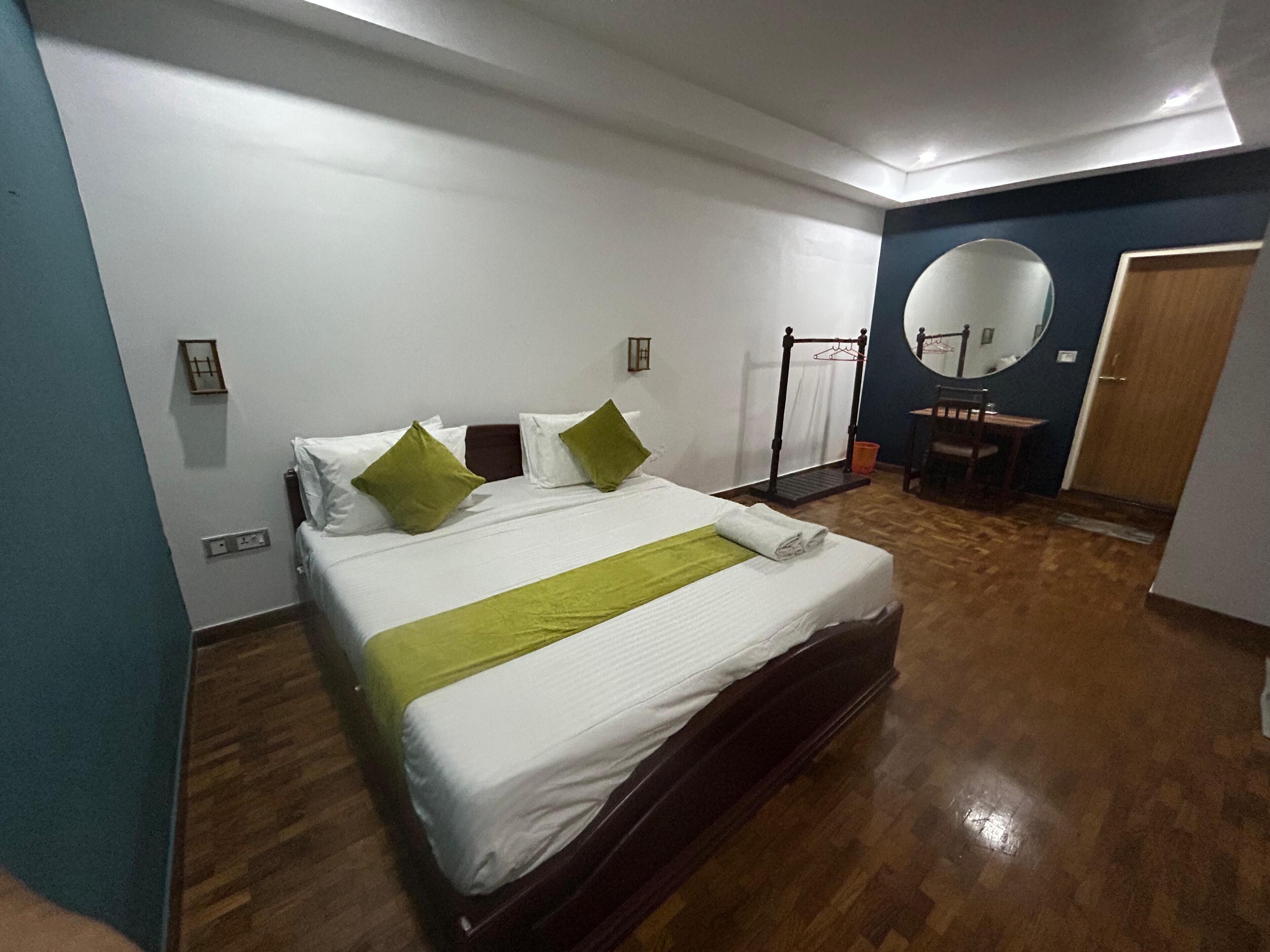 Charming 4-bedroom House With Ac, Wifi In Pleasant Kumily - Thekkady