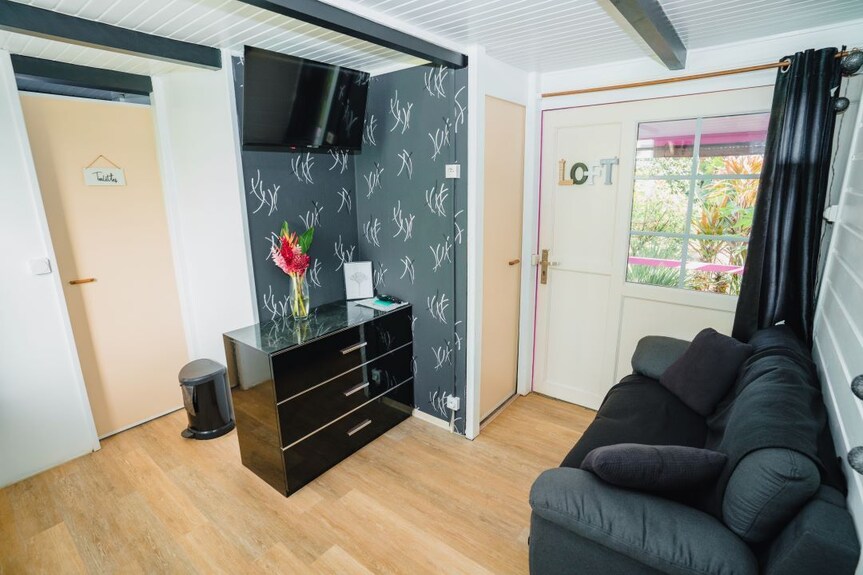 Bungalow Cosy Avec Piscine Privée - Guadeloupe