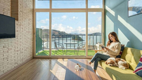 Yeosu Island Pet Pension - Yeosu-si