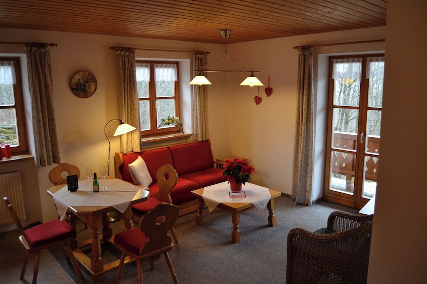 Apartment 5 - Salzbergblick, For 1-4 Pers., Approx. 44 Sqm, 1 Bedroom, Eat-in Kitchen, Balcony - Berchtesgaden