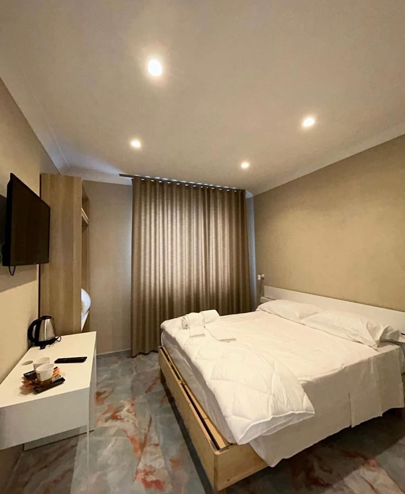 Business House - Casoria