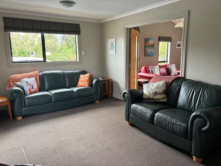 *Worsley House*great Location 5 Mins To Town Centre*free Fibre Wifi* - 蒂阿瑙