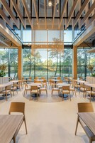 Pequeno-almoço tipo buffet diário incluído 