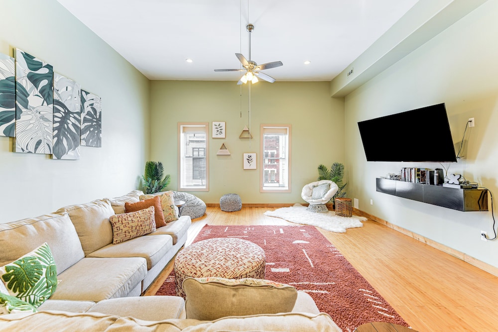 Bring A Pet: Historic Downtown Olean Apartment - Bradford, PA