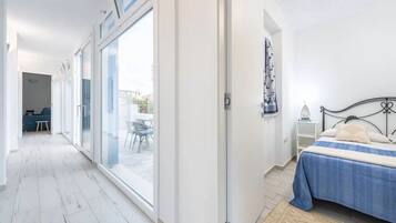 Apartamento, 4 quartos, terraço, vista para o oceano | 4 quartos