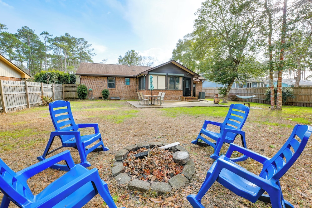 Cozy Home W/ Fenced Backyard In Sunset Beach! - Sunset Beach, NC