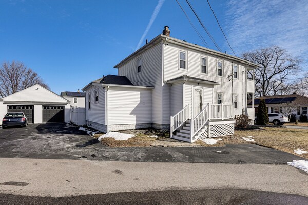 2 Mi To Governor Notte Park: Apt W/ Balcony! - Providence, RI