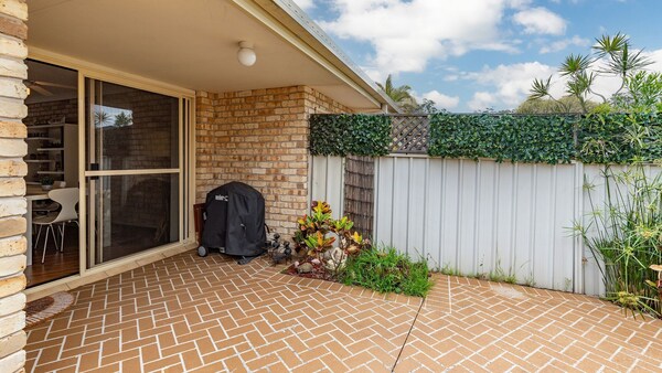 Villa 1/ 44 Mirage Drive - Forster