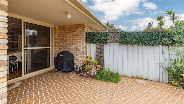 Villa 1/ 44 Mirage Drive - Forster