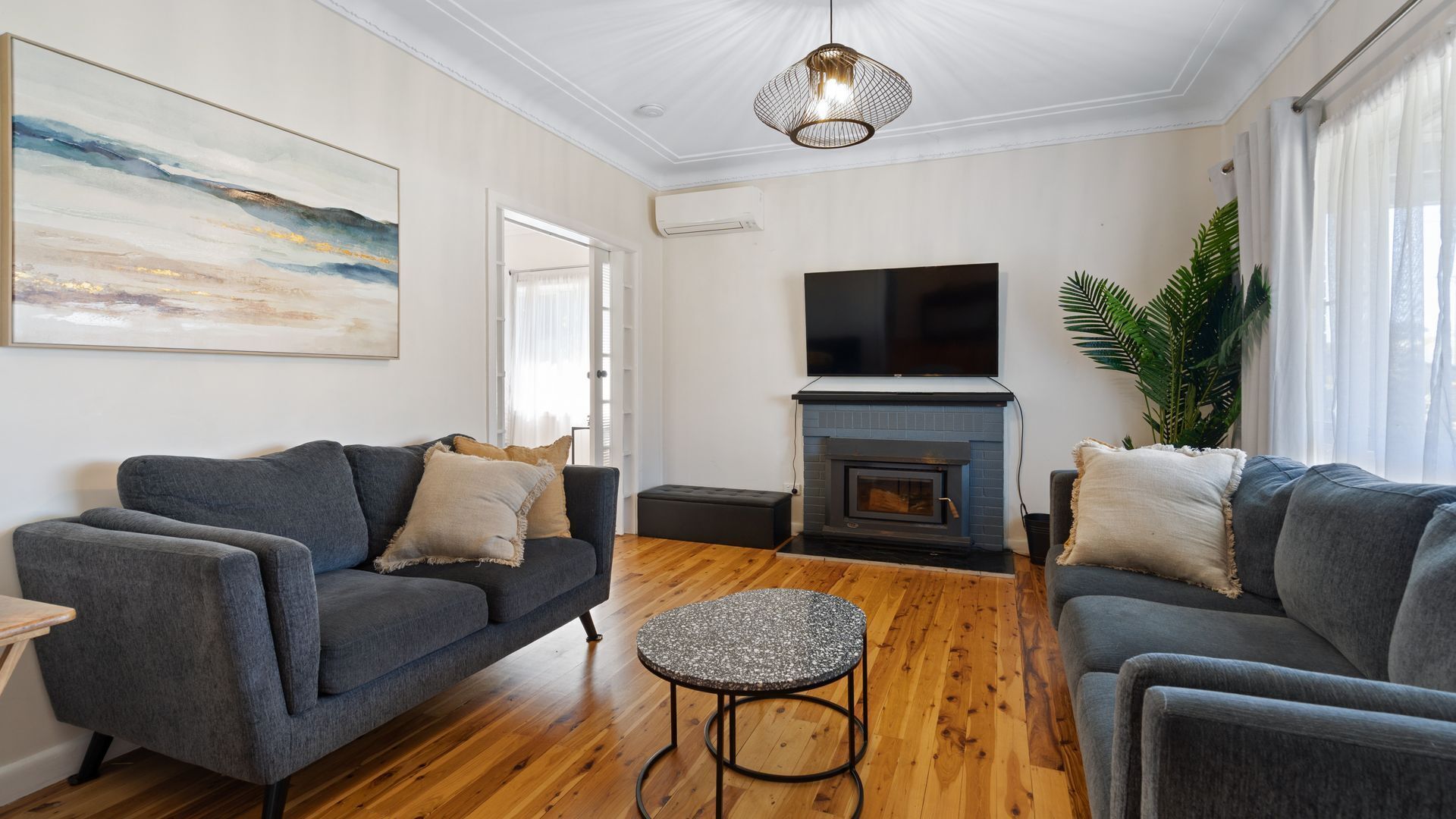 Nordic House - Central Home With A Pool - Forster