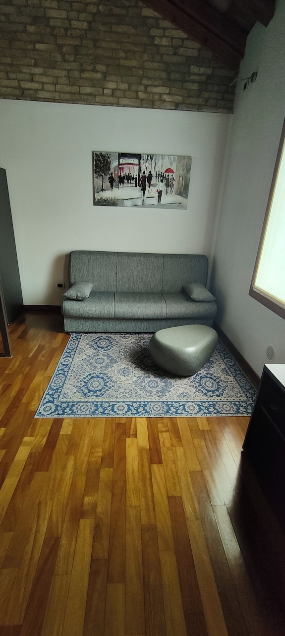 Urban 34 (3 Minuts Walking To The Station With Free Parking) - 트레비소