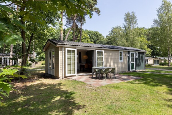 Chalet With A Dishwasher, In A Car-free Park - Provinz Limburg