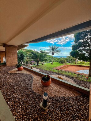 Apartamento Básico | Terrenos do alojamento