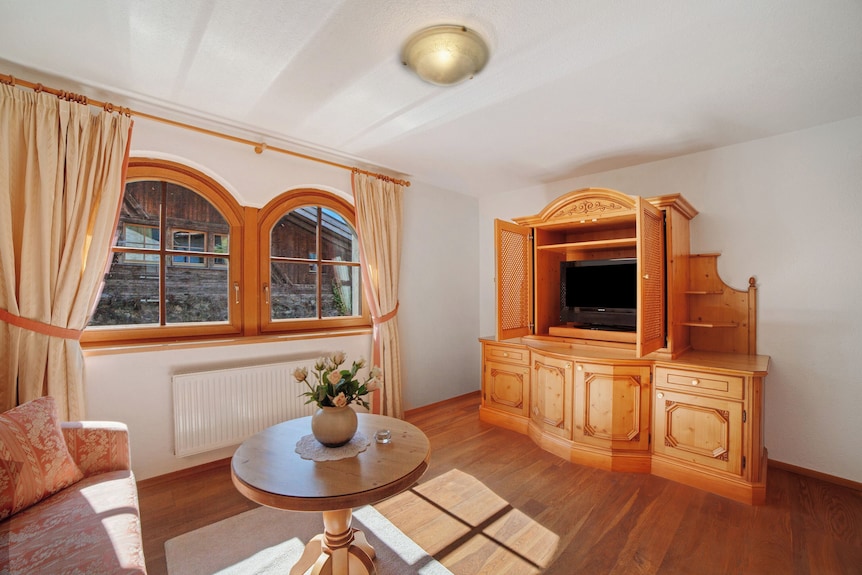 Wiedmairhof Appartamento 'Schwalbennest' Con Balcone Ovest Terrazza E Giardino In Comune E Wi-fi - Parcines