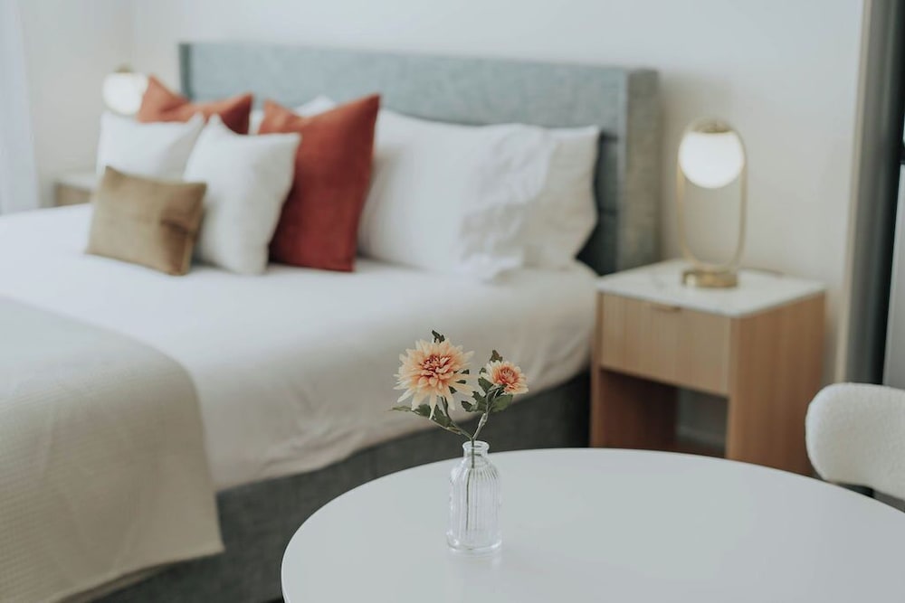 New Minimalist & Clean Apt In Downtown Slc - Salt Lake City