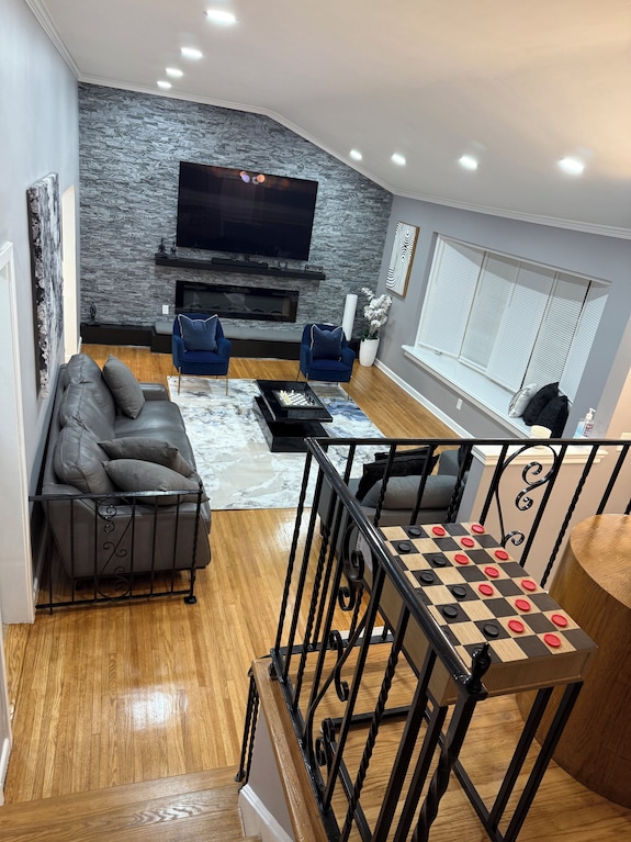 Comfortable Cozy 3-bedroom House With Wifi, Ac, Pool Table, In Queens Ny. - Westbury, NY