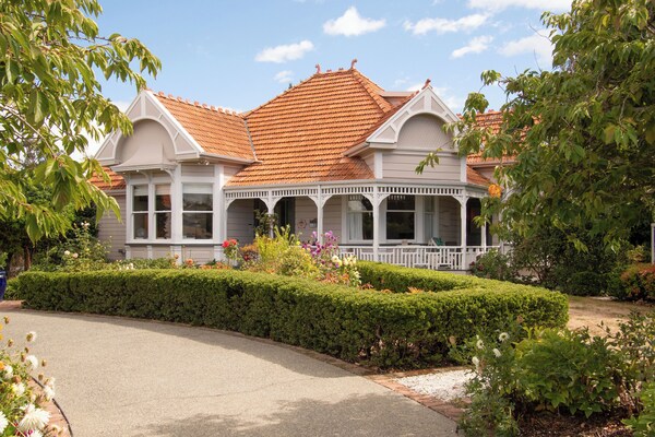 Anglesea House Inn - Renwick