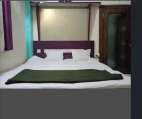 Hotel City Palace - Buldhana