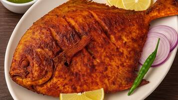 Café da manhã diário mediante uma taxa