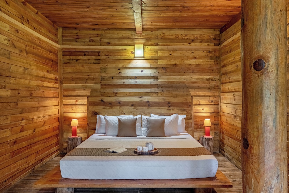 Alaya Stays Suro Woodbine Chalet Cottage - Himachal Pradesh