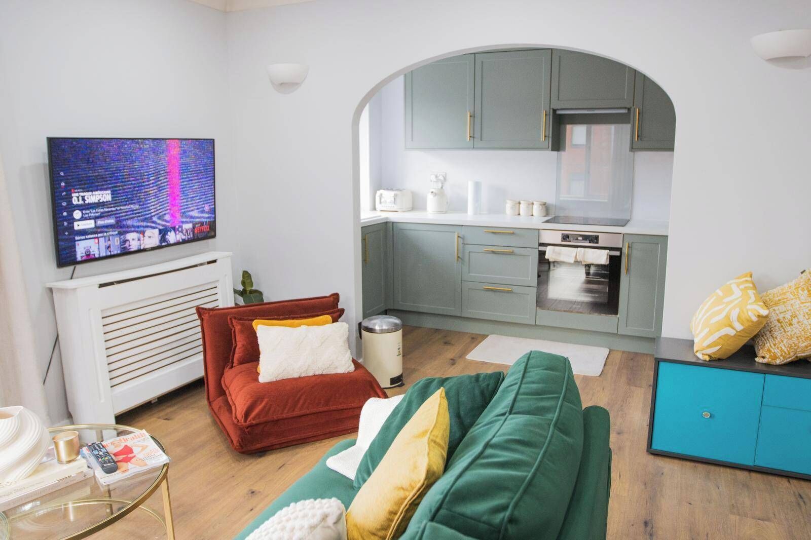 Apartamento | Área de estar | TV