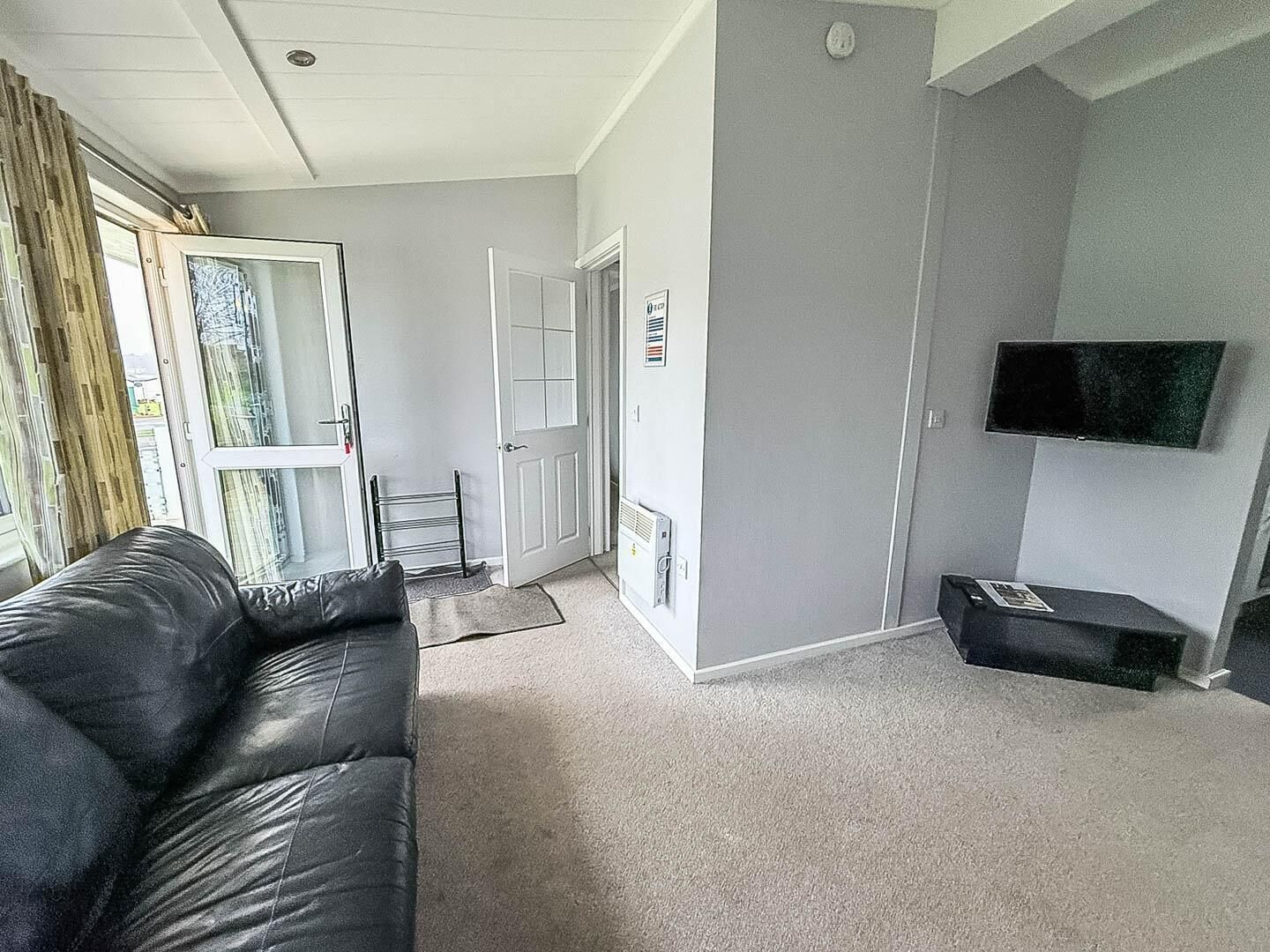 Charming Chalet On A Fantastic Holiday Park In Lowestoft Ref 12077b - Lowestoft