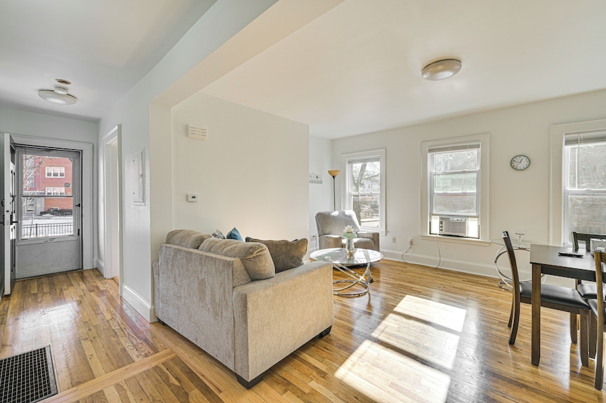 Cozy Cambridge Apartment In College Town! - Cambridge, MA