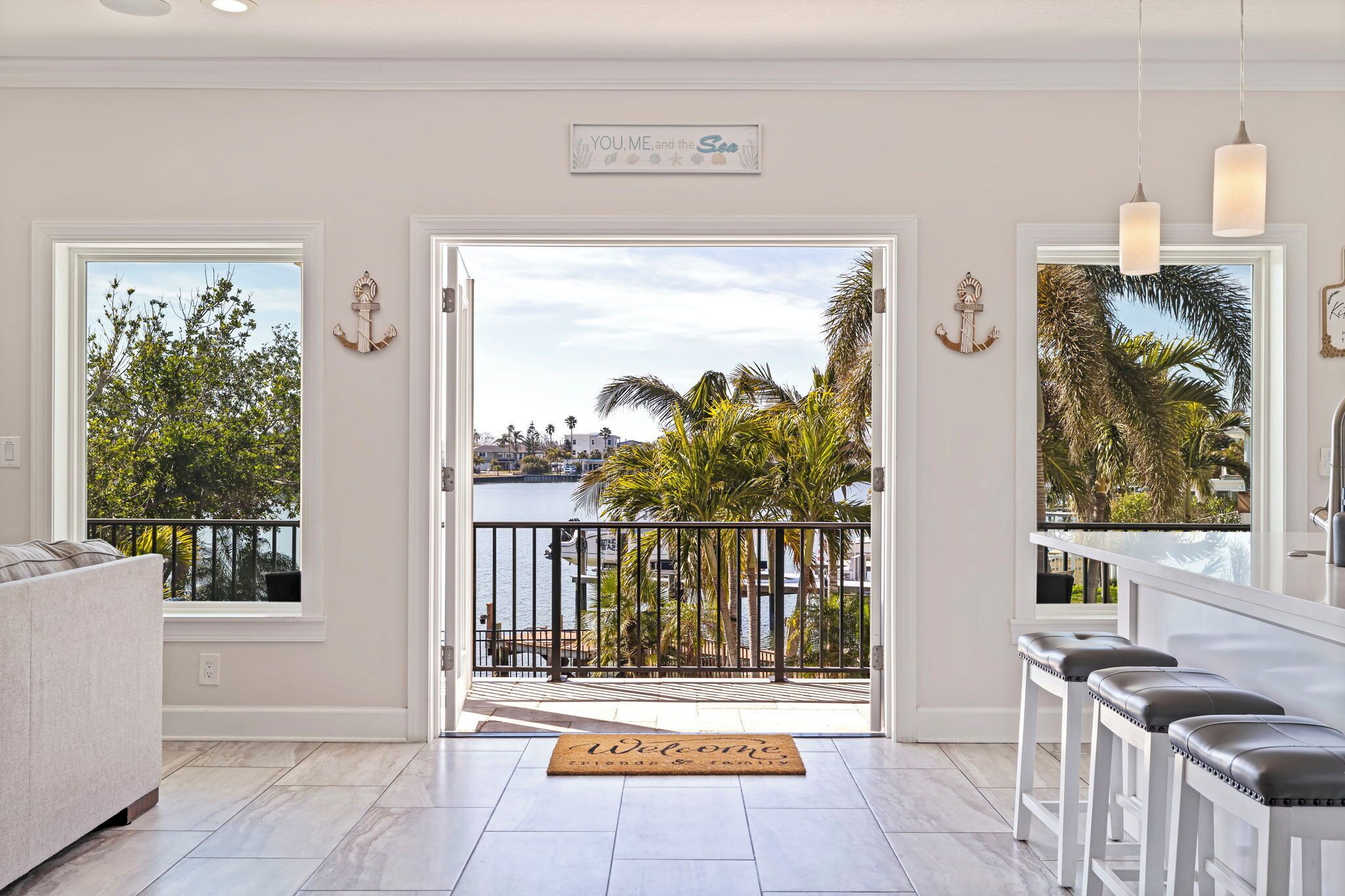 Moonlight Bay On 4th  Waterfront Views, Game Room, Multi-level Decks & Resort-style Pool - Treasure Island, FL