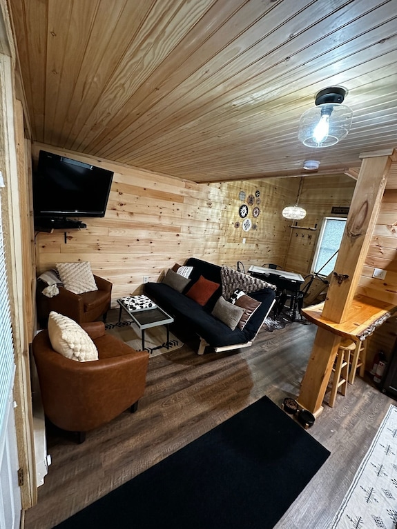 Charming Cabin In Delightful Montague With Wifi, Ac, And Parking - State of New York