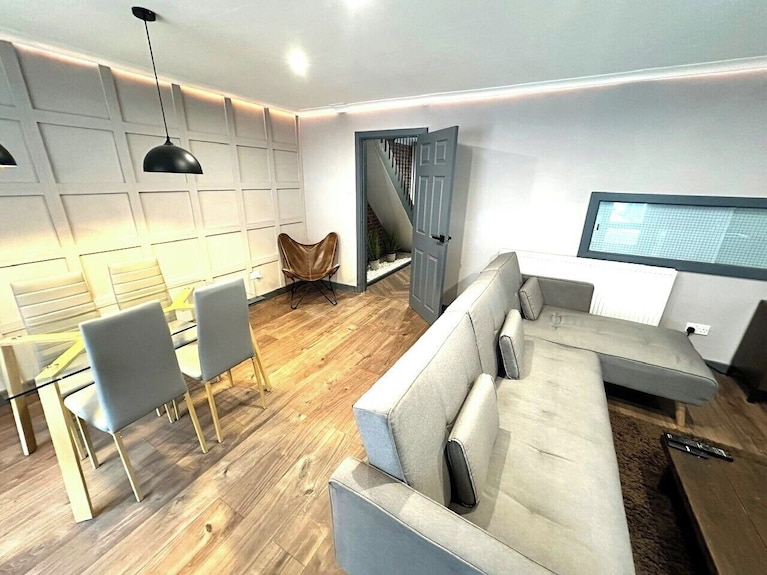 Leamington Spa-3 Bed-garden-pets-free Parking - ロイヤル・レミントン・スパ
