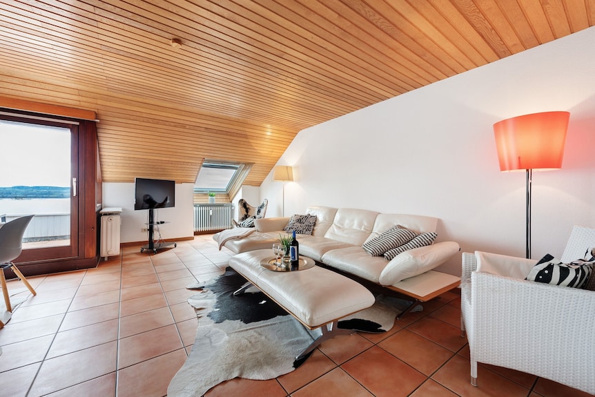 Holiday Apartment With Lake View, Balcony, And Wi-fi - Konstanz