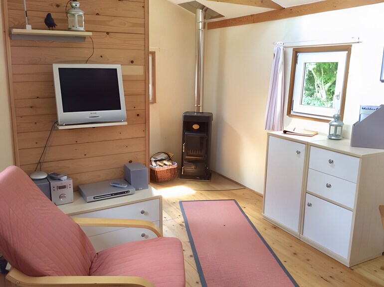 Mobile Home 'Traumwagen An Der Mühle' Avec Terrasse Privée, Jardin Partagé Et Wi-fi - Schleswig-Holstein