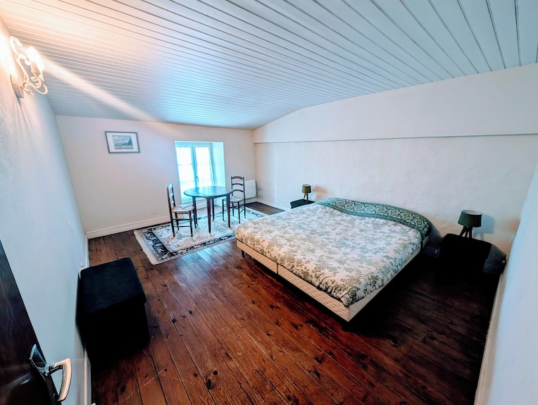 Village House Classified As A "Petite Cité De Caractère - Mervent