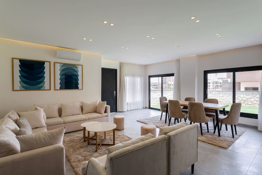 4br Villa With Private Garden | 15 Mins From Airport | 10 Mins From Shopping Pool | Premium Service - 이집트