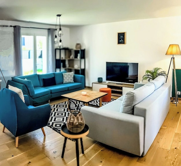 Villa Spa Rochelaise: Relaxation With Jacuzzi And Brasero - La Rochelle