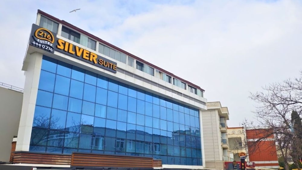 216 Silver Suite - İçmeler