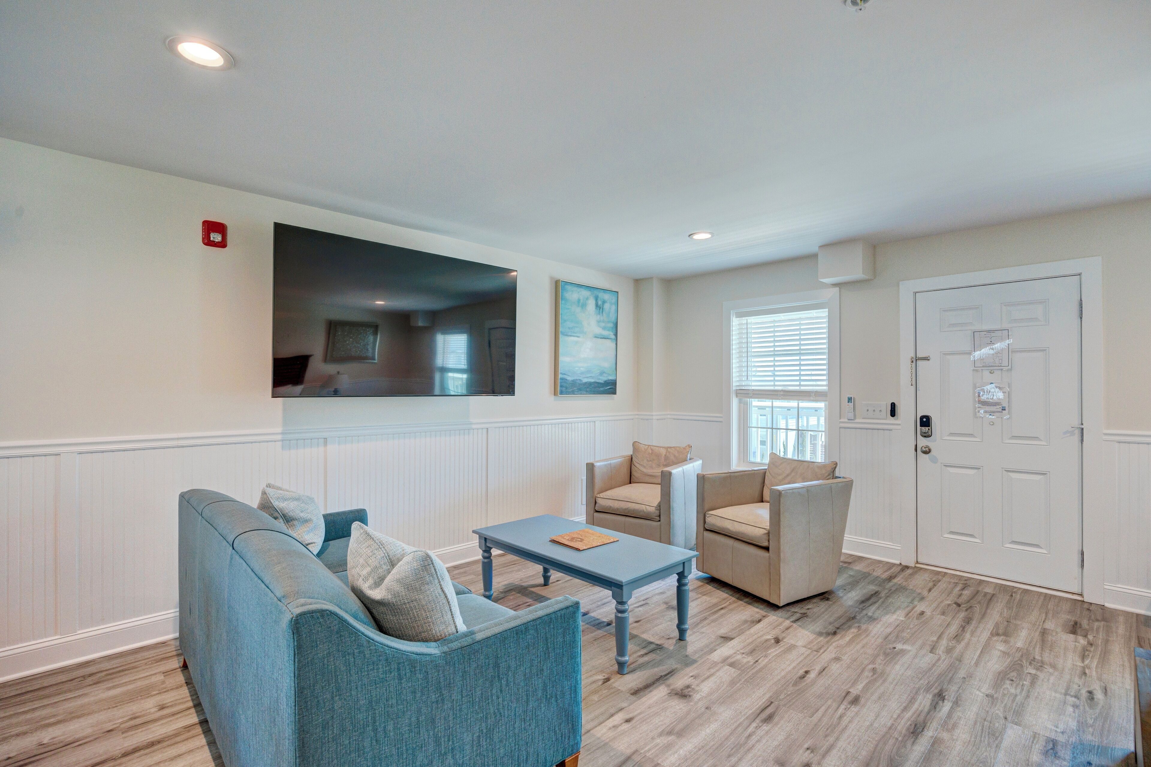 Adjacent 1st Floor: 1007 (Queen) & 1008 (King) - Topsail Beach, NC