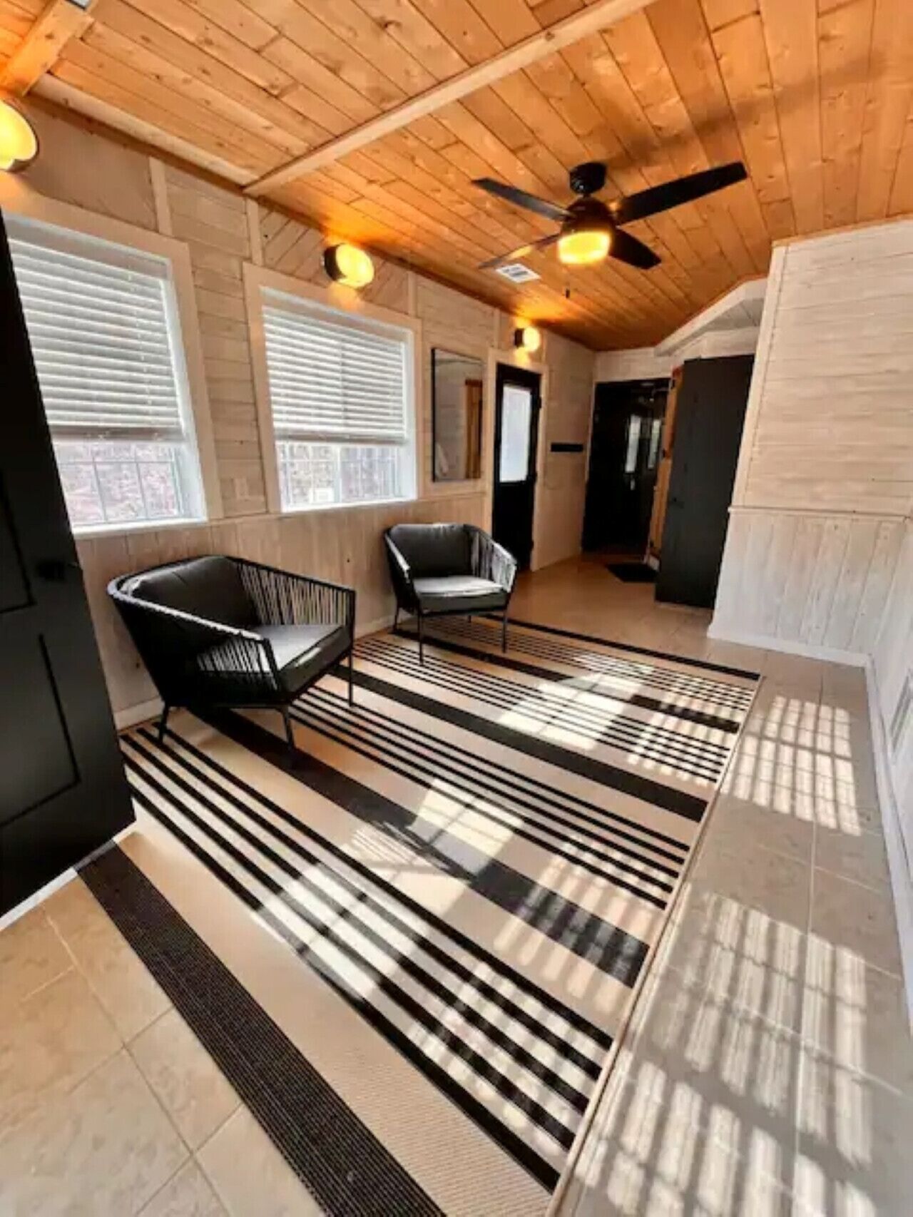 Cozy Up And Get Comfortable - Newark, DE